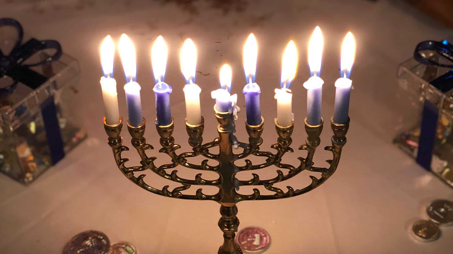 Chanuka — Entenda o ritual de acendimento de velas