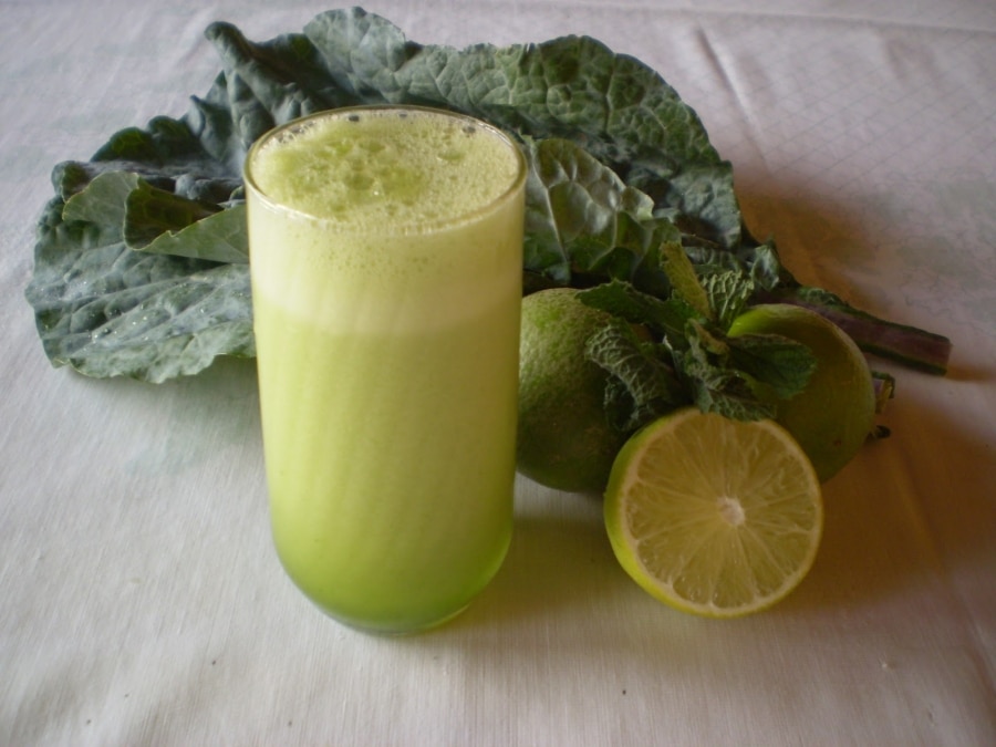 Suco De Couve Detox Para Ajudar O Intestino E O Fígado