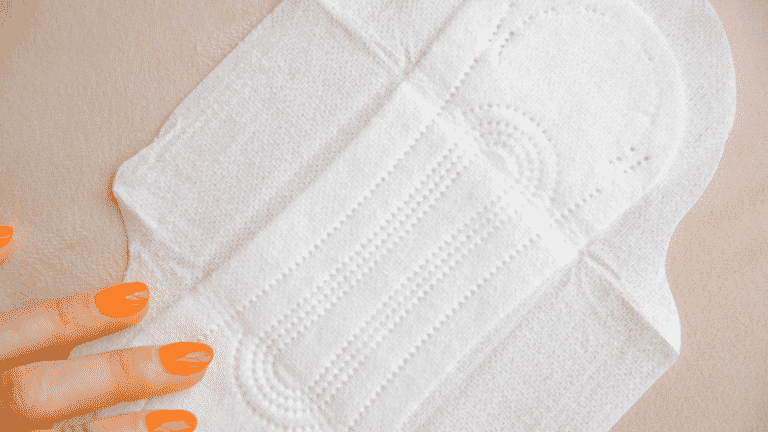 Menarca: como lidar com a primeira menstruação?